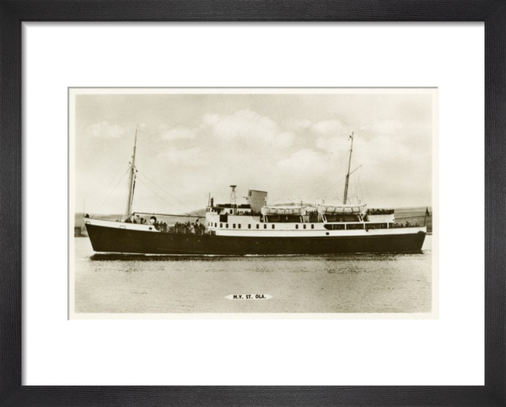 ST. OLA near land – P&O Heritage Prints