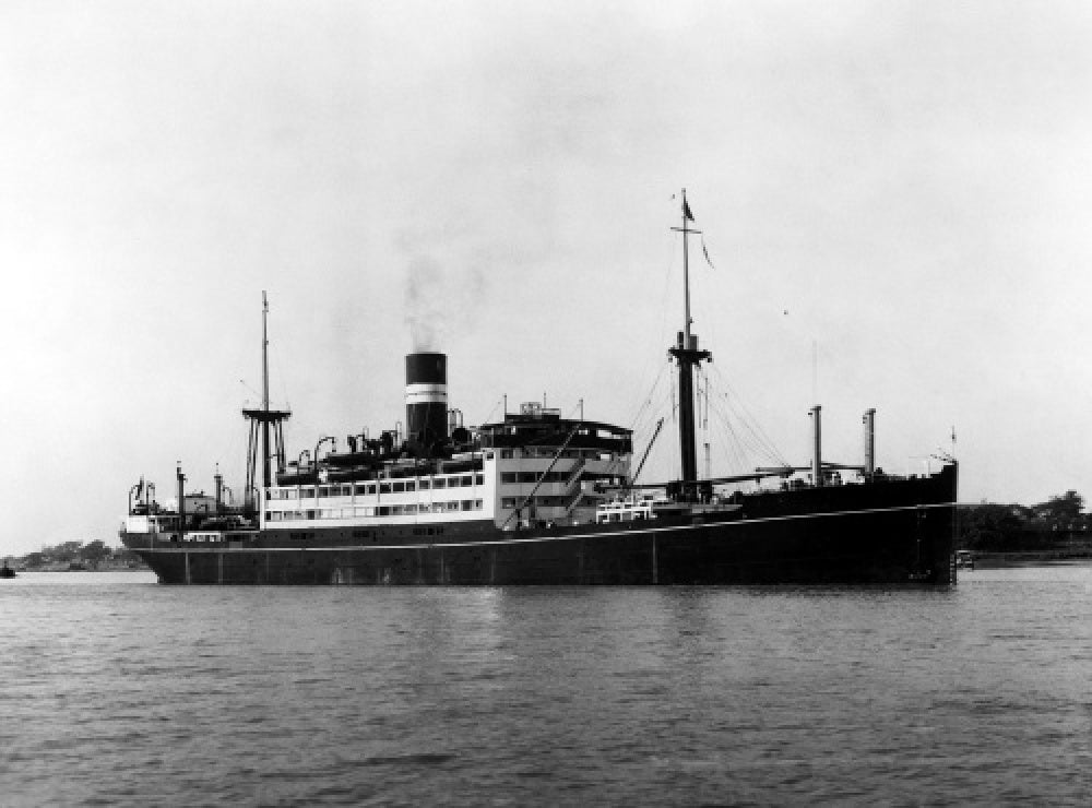 SHIRALA near land – P&O Heritage Prints